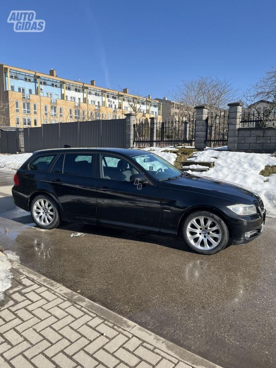 Black BMW 320 2009 in Vilnius, with an engine capacity of 2.00 L and mileage of 338 thousand km for 3650 €, photo 2 on AUTOMOTO.COM.LV
