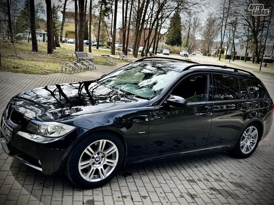 Melns BMW 320 2009 Alīta, ar dzinēja tilpumu 2.00 L un nobraukumu 301 tūkst. km par 4550 €, foto 5 vietnē AUTOMOTO.COM.LV