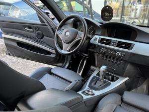 Melns BMW 320 2009 Alīta, ar dzinēja tilpumu 2.00 L un nobraukumu 301 tūkst. km par 4550 €, foto 8 vietnē AUTOMOTO.COM.LV