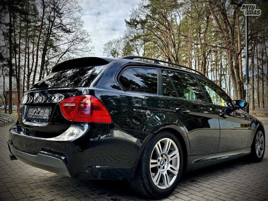 Melns BMW 320 2009 Alīta, ar dzinēja tilpumu 2.00 L un nobraukumu 301 tūkst. km par 4550 €, foto 19 vietnē AUTOMOTO.COM.LV
