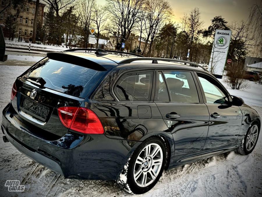 Melns BMW 320 2009 Alīta, ar dzinēja tilpumu 2.00 L un nobraukumu 301 tūkst. km par 4399 €, foto 5 vietnē AUTOMOTO.COM.LV