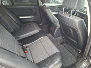 Black BMW 320 2009 in Silute, with an engine capacity of 2.00 L and mileage of 331 thousand km for 3350 €, photo 22 on AUTOMOTO.COM.LV