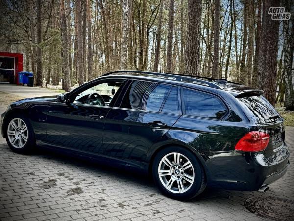 Black BMW 320 2009 in Alytus, with an engine capacity of 2.00 L and mileage of 301 thousand km for 3999 €, photo 2 on AUTOMOTO.COM.LV