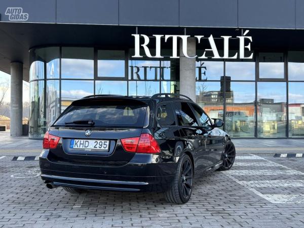 Black BMW 320 2009 in Kaunas, with an engine capacity of 2.00 L and mileage of 304 thousand km for 4350 €, photo 3 on AUTOMOTO.COM.LV