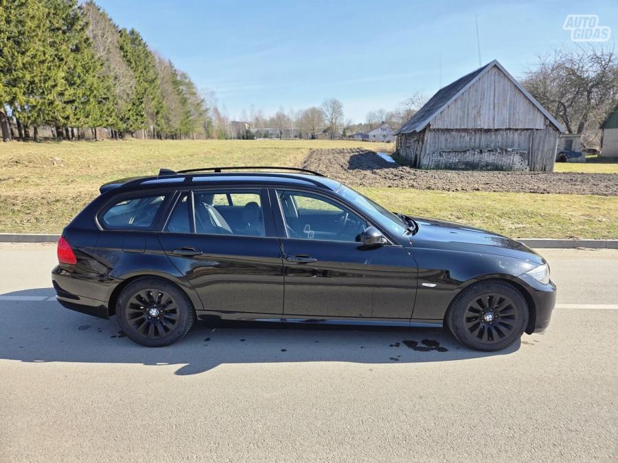 Melns BMW 320 2009 Plungė, ar dzinēja tilpumu 2.00 L un nobraukumu 365 tūkst. km par 3200 €, foto 7 vietnē AUTOMOTO.COM.LV
