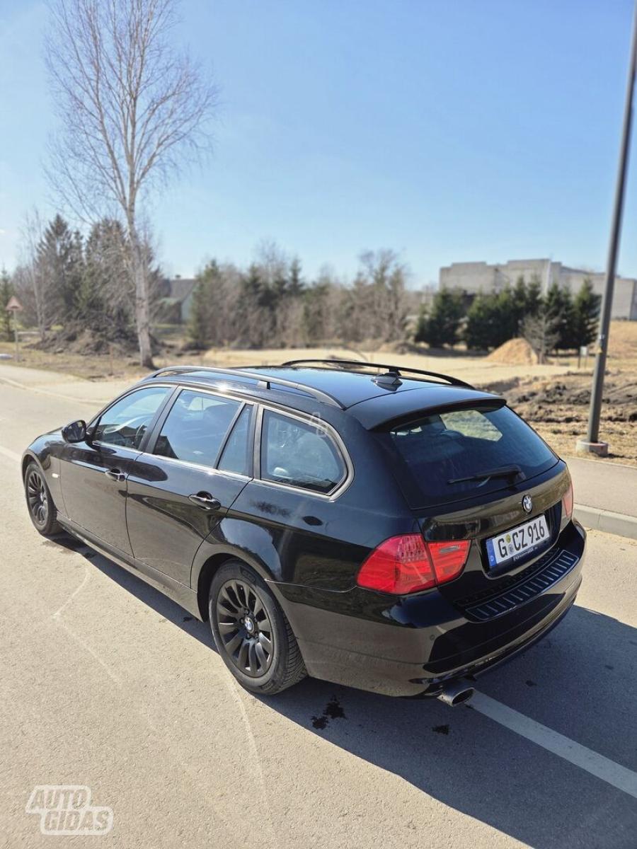 Melns BMW 320 2009 Plungė, ar dzinēja tilpumu 2.00 L un nobraukumu 365 tūkst. km par 3200 €, foto 11 vietnē AUTOMOTO.COM.LV