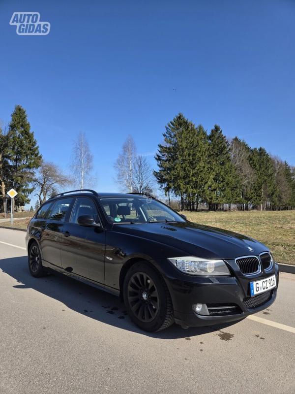 Black BMW 320 2009 in Plunge, with an engine capacity of 2.00 L and mileage of 365 thousand km for 2999 €, photo 4 on AUTOMOTO.COM.LV