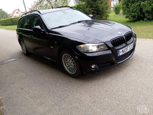 Melns BMW 320 2009 Viļņa, ar dzinēja tilpumu 2.00 L un nobraukumu 151 tūkst. km par 2950 €, foto 3 vietnē AUTOMOTO.COM.LV