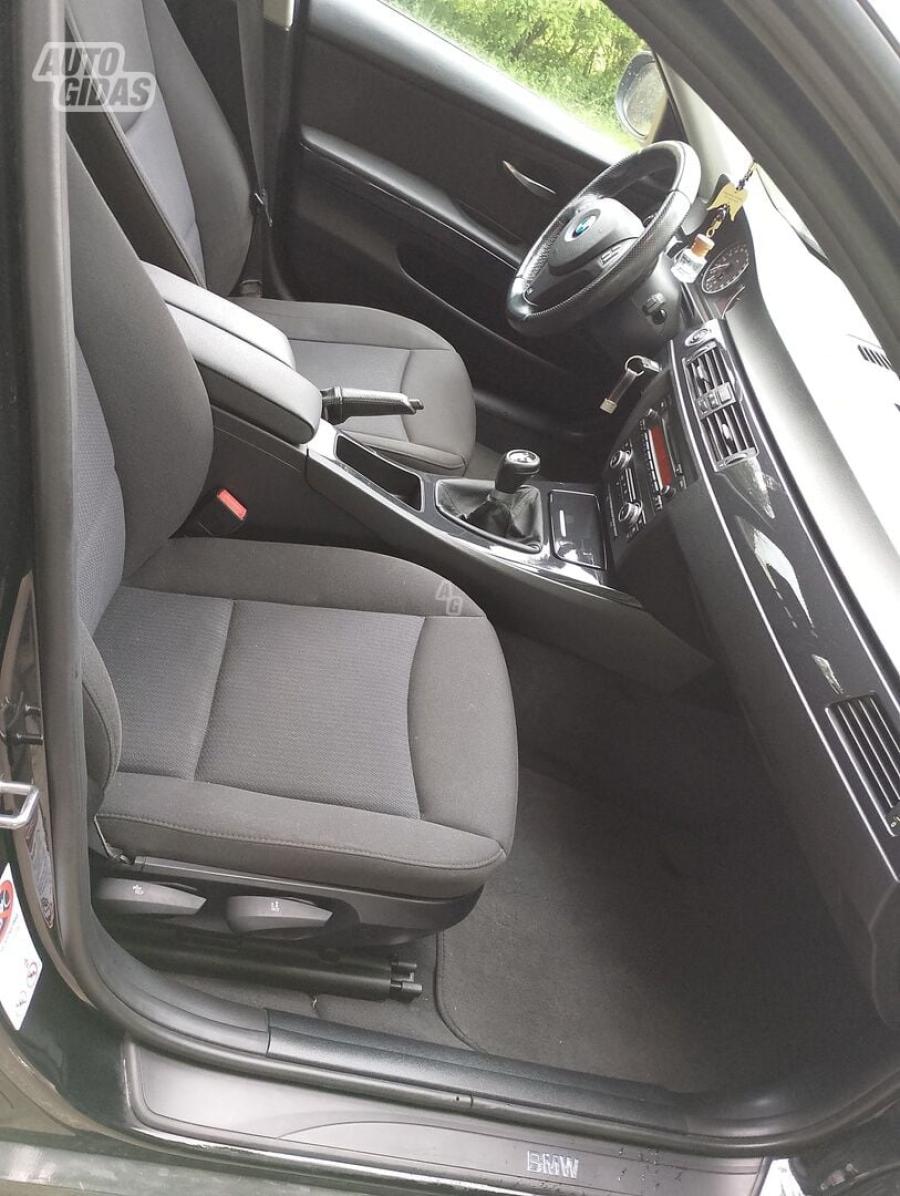 Black BMW 320 2009 in Vilnius, with an engine capacity of 2.00 L and mileage of 151 thousand km for 2950 €, photo 12 on AUTOMOTO.COM.LV