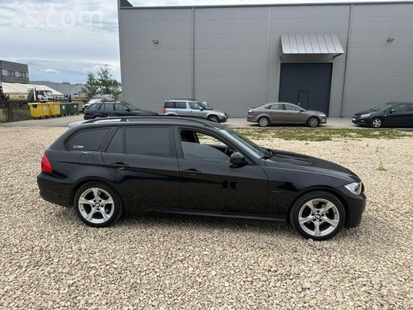 Black BMW 320 2009 in Riga, with an engine capacity of 2.00 L and mileage of 365 thousand km for 6000 €, photo 2 on AUTOMOTO.COM.LV