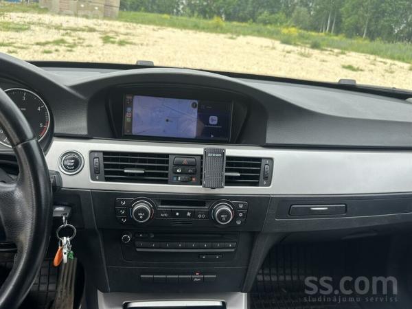 Black BMW 320 2009 in Riga, with an engine capacity of 2.00 L and mileage of 365 thousand km for 6000 €, photo 7 on AUTOMOTO.COM.LV