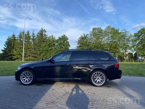 Black BMW 320 2009 in Riga, with an engine capacity of 2.00 L and mileage of 382 thousand km for 5300 €, photo 5 on AUTOMOTO.COM.LV