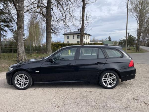 Melns BMW 320 2009 Rīga, ar dzinēja tilpumu 2.00 L un nobraukumu 285 tūkst. km par 4850 €, foto 2 vietnē AUTOMOTO.COM.LV