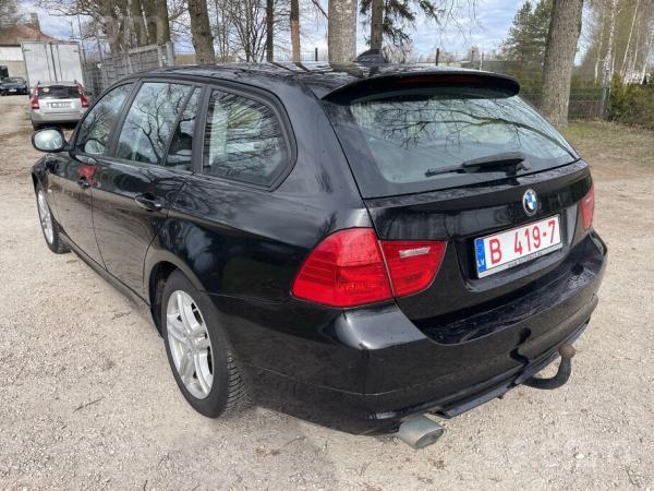 Melns BMW 320 2009 Rīga, ar dzinēja tilpumu 2.00 L un nobraukumu 285 tūkst. km par 4850 €, foto 3 vietnē AUTOMOTO.COM.LV