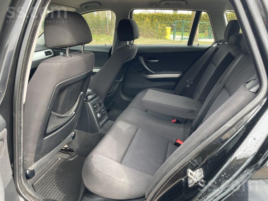 Black BMW 320 2009 in Riga, with an engine capacity of 2.00 L and mileage of 285 thousand km for 4850 €, photo 13 on AUTOMOTO.COM.LV