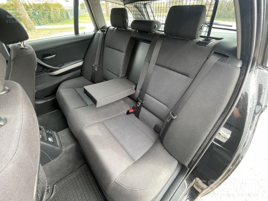 Black BMW 320 2009 in Riga, with an engine capacity of 2.00 L and mileage of 285 thousand km for 4850 €, photo 14 on AUTOMOTO.COM.LV