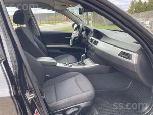 Black BMW 320 2009 in Riga, with an engine capacity of 2.00 L and mileage of 285 thousand km for 4850 €, photo 17 on AUTOMOTO.COM.LV