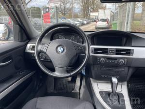 Black BMW 320 2009 in Riga, with an engine capacity of 2.00 L and mileage of 285 thousand km for 4850 €, photo 21 on AUTOMOTO.COM.LV