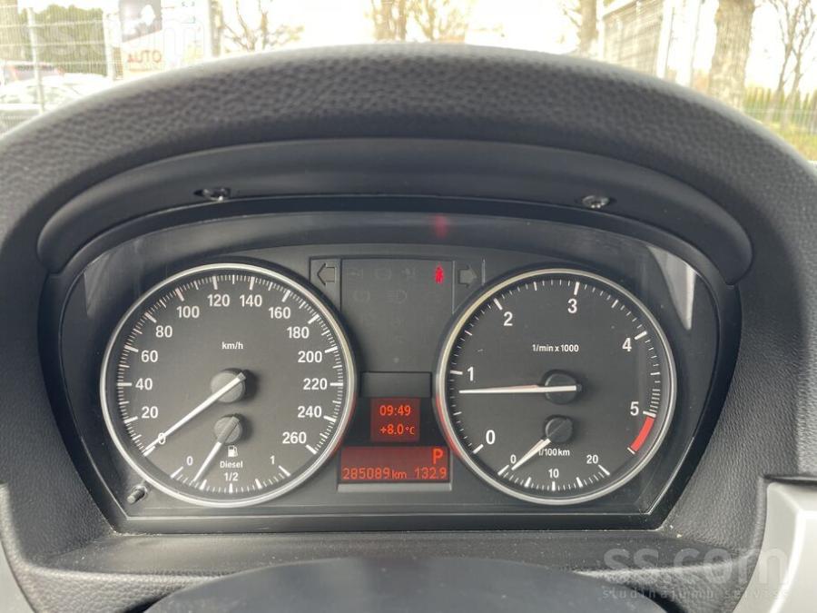 Black BMW 320 2009 in Riga, with an engine capacity of 2.00 L and mileage of 285 thousand km for 4850 €, photo 23 on AUTOMOTO.COM.LV