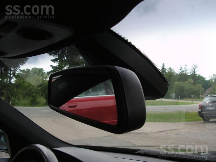 Black BMW 320 2009 in Riga, with an engine capacity of 2.00 L and mileage of 0 thousand km for 5950 €, photo 24 on AUTOMOTO.COM.LV