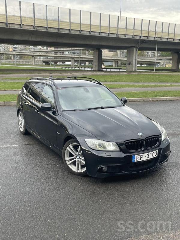 Melns BMW 320 2009 Rīga, ar dzinēja tilpumu 2.00 L un nobraukumu 273 tūkst. km par 5650 €, foto 1 vietnē AUTOMOTO.COM.LV
