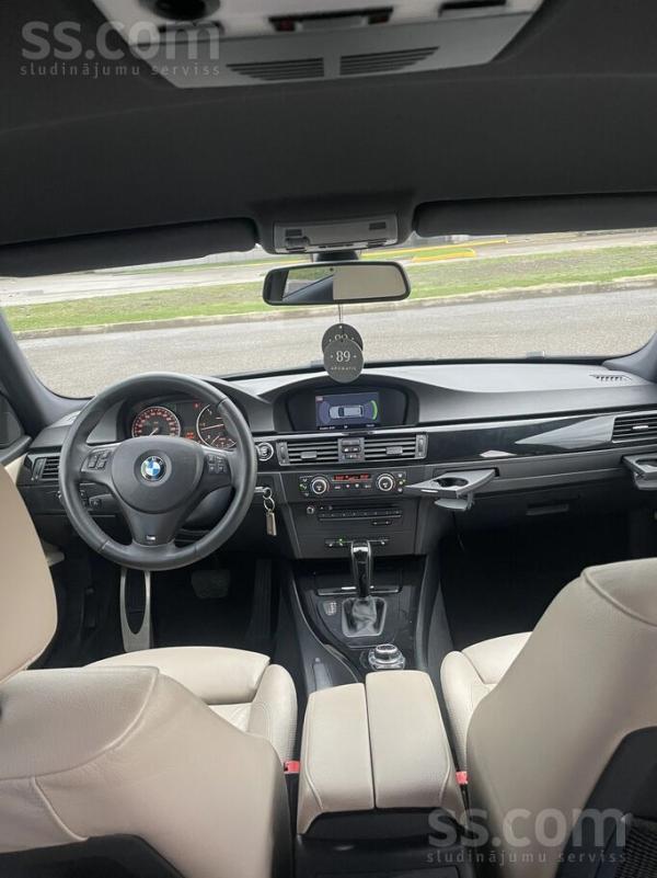 Melns BMW 320 2009 Rīga, ar dzinēja tilpumu 2.00 L un nobraukumu 273 tūkst. km par 5650 €, foto 5 vietnē AUTOMOTO.COM.LV