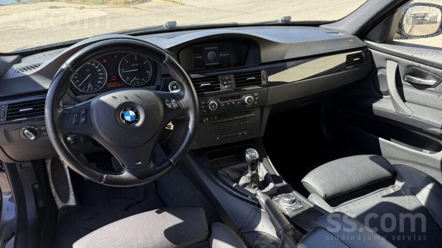 Melns BMW 320 2009 Rīga, ar dzinēja tilpumu 2.00 L un nobraukumu 259 tūkst. km par 6900 €, foto 6 vietnē AUTOMOTO.COM.LV
