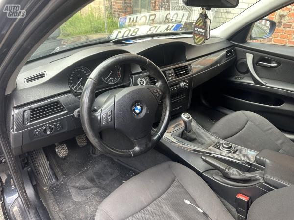 Black BMW 320 2009 in Siauliai, with an engine capacity of 2.00 L and mileage of 431 thousand km for 1450 €, photo 9 on AUTOMOTO.COM.LV