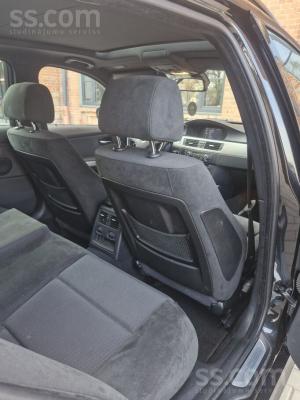 Black BMW 320 2009 in Bauska, with an engine capacity of 2.00 L and mileage of 340 thousand km for 5850 €, photo 15 on AUTOMOTO.COM.LV