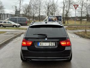 Melns BMW 320 2009 Rīga, ar dzinēja tilpumu 2.00 L un nobraukumu 339 tūkst. km par 4990 €, foto 4 vietnē AUTOMOTO.COM.LV