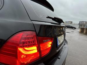 Melns BMW 320 2009 Rīga, ar dzinēja tilpumu 2.00 L un nobraukumu 339 tūkst. km par 4990 €, foto 12 vietnē AUTOMOTO.COM.LV
