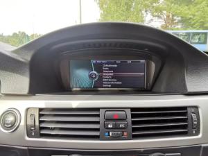 Melns BMW 320 2009 Kuldīga, ar dzinēja tilpumu 2.00 L un nobraukumu 323 tūkst. km par 4000 €, foto 7 vietnē AUTOMOTO.COM.LV