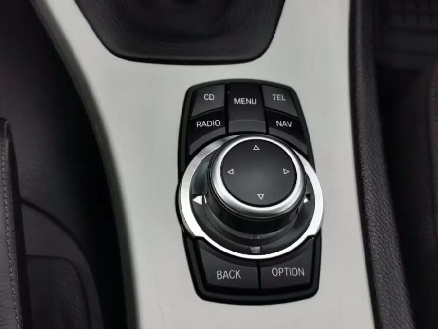 Melns BMW 320 2009 Kuldīga, ar dzinēja tilpumu 2.00 L un nobraukumu 323 tūkst. km par 4000 €, foto 13 vietnē AUTOMOTO.COM.LV