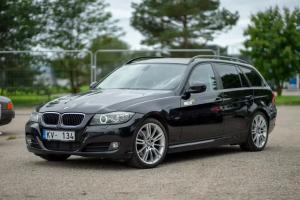 Black BMW 320 2009 in Liepaja, with an engine capacity of 2.00 L and mileage of 250 thousand km for 6850 €, photo  on AUTOMOTO.COM.LV