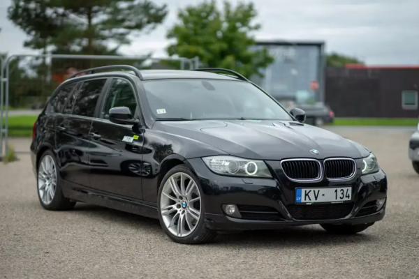 Black BMW 320 2009 in Liepaja, with an engine capacity of 2.00 L and mileage of 250 thousand km for 6850 €, photo 5 on AUTOMOTO.COM.LV