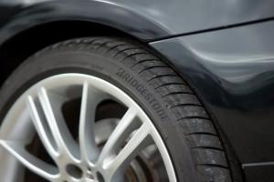 Black BMW 320 2009 in Liepaja, with an engine capacity of 2.00 L and mileage of 250 thousand km for 6850 €, photo 11 on AUTOMOTO.COM.LV
