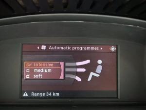 Black BMW 320 2009 in Riga, with an engine capacity of 2.00 L and mileage of 428 thousand km for 3690 €, photo 14 on AUTOMOTO.COM.LV
