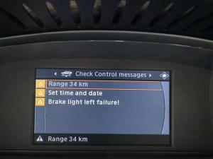 Black BMW 320 2009 in Riga, with an engine capacity of 2.00 L and mileage of 428 thousand km for 3690 €, photo 17 on AUTOMOTO.COM.LV