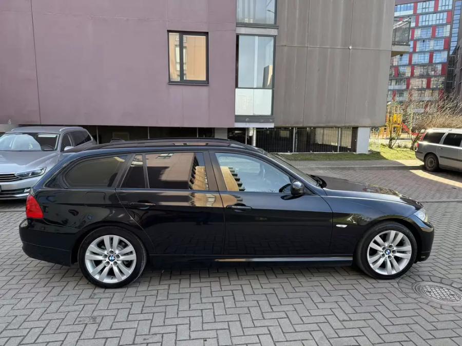 Melns BMW 320 2009 Rīga, ar dzinēja tilpumu 2.00 L un nobraukumu 347 tūkst. km par 5990 €, foto 5 vietnē AUTOMOTO.COM.LV