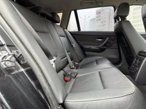 Melns BMW 320 2009 Rīga, ar dzinēja tilpumu 2.00 L un nobraukumu 347 tūkst. km par 5990 €, foto 11 vietnē AUTOMOTO.COM.LV