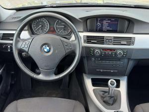 Black BMW 320 2009 in Panevezys, with an engine capacity of 2.00 L and mileage of 295 thousand km for 3100 €, photo 7 on AUTOMOTO.COM.LV