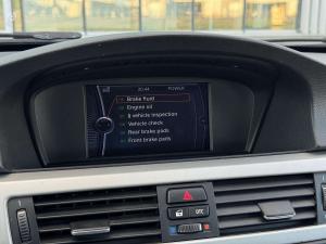 Black BMW 320 2009 in Panevezys, with an engine capacity of 2.00 L and mileage of 295 thousand km for 3100 €, photo 13 on AUTOMOTO.COM.LV