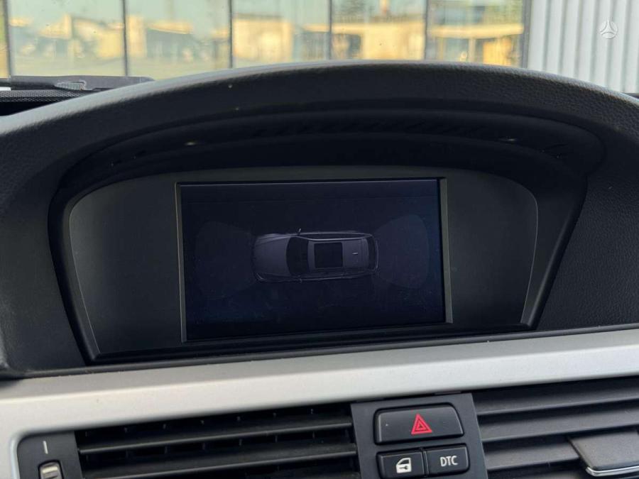 Black BMW 320 2009 in Panevezys, with an engine capacity of 2.00 L and mileage of 295 thousand km for 3100 €, photo 14 on AUTOMOTO.COM.LV