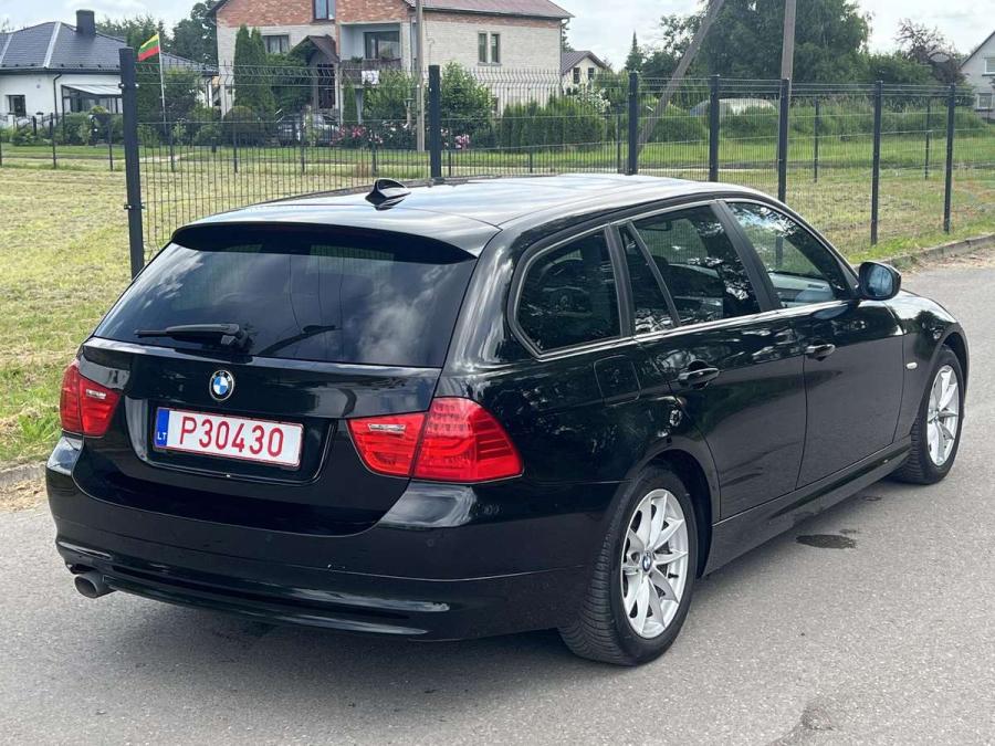 Black BMW 320 2009 in Kaunas, with an engine capacity of 2.00 L and mileage of 321 thousand km for 4350 €, photo 5 on AUTOMOTO.COM.LV