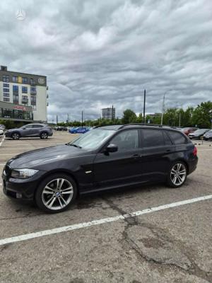 Black BMW 320 2009 in Vilnius, with an engine capacity of 2.00 L and mileage of 265 thousand km for 4000 €, photo 5 on AUTOMOTO.COM.LV