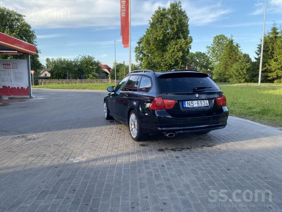 Melns BMW 320 2009 Rīga, ar dzinēja tilpumu 2.00 L un nobraukumu 384 tūkst. km par 5100 €, foto 5 vietnē AUTOMOTO.COM.LV