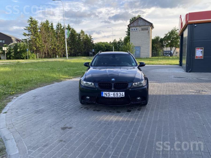 Melns BMW 320 2009 Rīga, ar dzinēja tilpumu 2.00 L un nobraukumu 384 tūkst. km par 5100 €, foto 7 vietnē AUTOMOTO.COM.LV