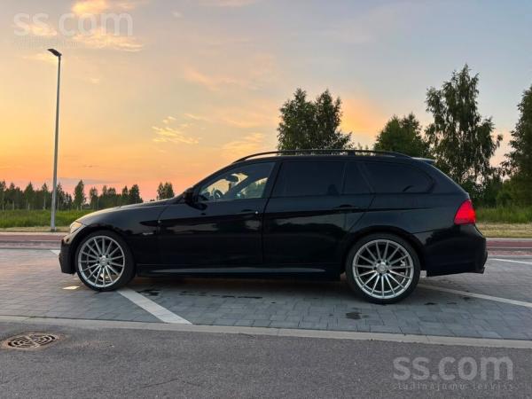 Melns BMW 320 2009 Rīga, ar dzinēja tilpumu 2.00 L un nobraukumu 285 tūkst. km par 6690 €, foto 3 vietnē AUTOMOTO.COM.LV