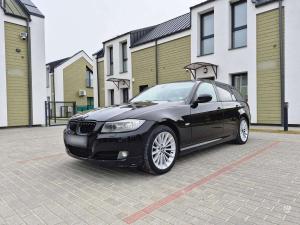 Black BMW 320 2009 in Klaipeda, with an engine capacity of 2.00 L and mileage of 371 thousand km for 4600 €, photo 9 on AUTOMOTO.COM.LV