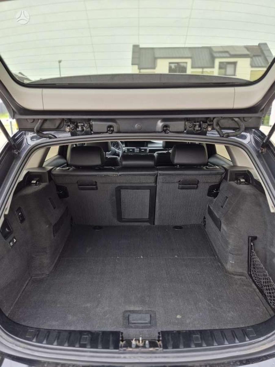 Black BMW 320 2009 in Klaipeda, with an engine capacity of 2.00 L and mileage of 371 thousand km for 4600 €, photo 14 on AUTOMOTO.COM.LV